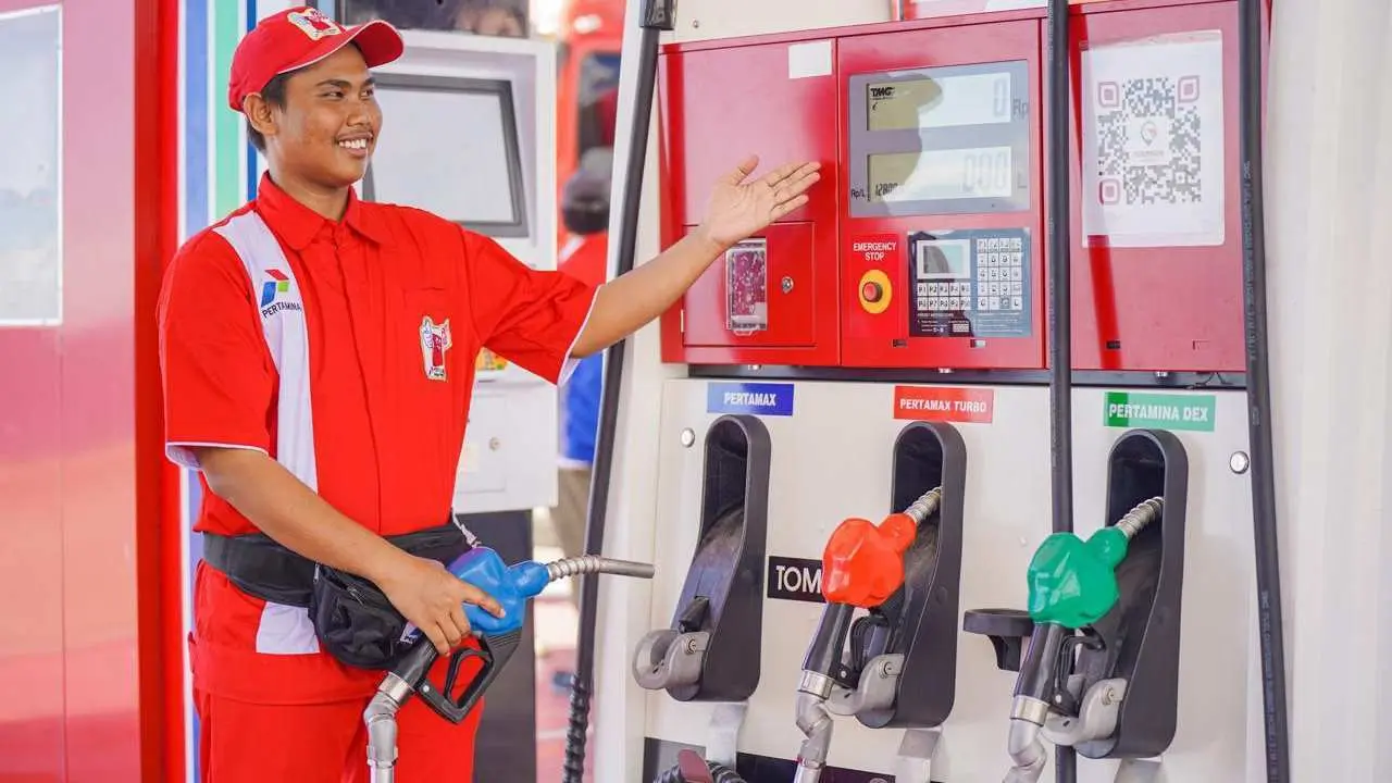 Pertamina Patra Niaga Sulawesi Sesuaikan Harga BBM Non-Subsidi, Pertamax Tetap | Mediasulsel.com